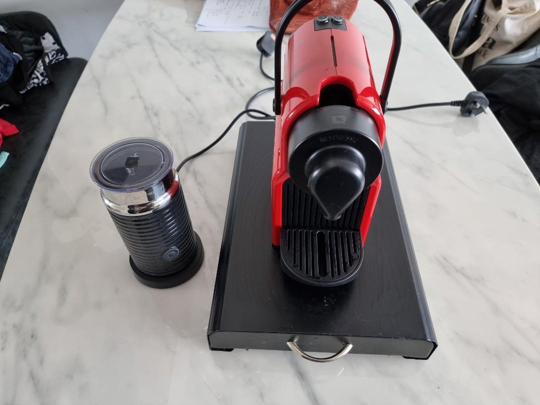 nespresso Inissia Ruby Red & Aeroccino Bundle, TV & Home Appliances ...