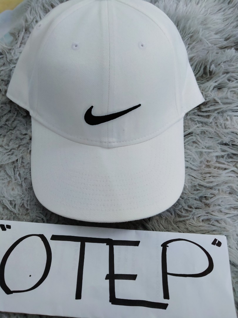 Nike, Men's Fashion, Watches & Accessories, Caps & Hats on Carousell