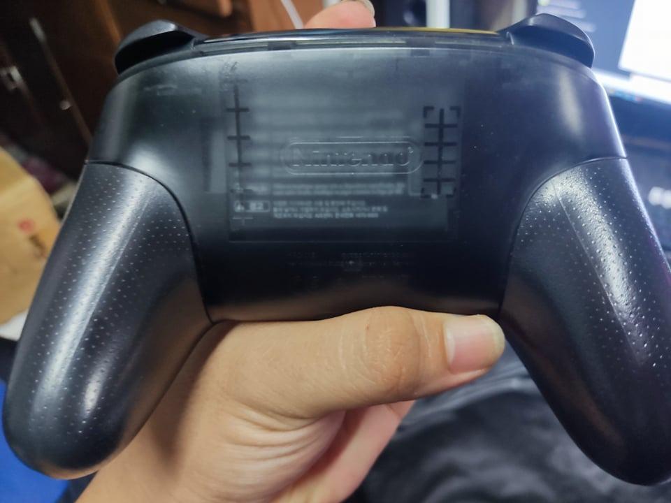 nintendo switch official pro controller, Video Gaming, Gaming ...
