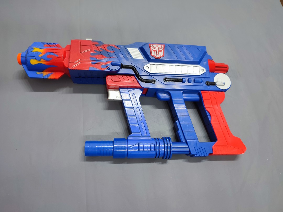 Original optimus prime gun 2003 Hasbro, Hobbies & Toys, Collectibles ...
