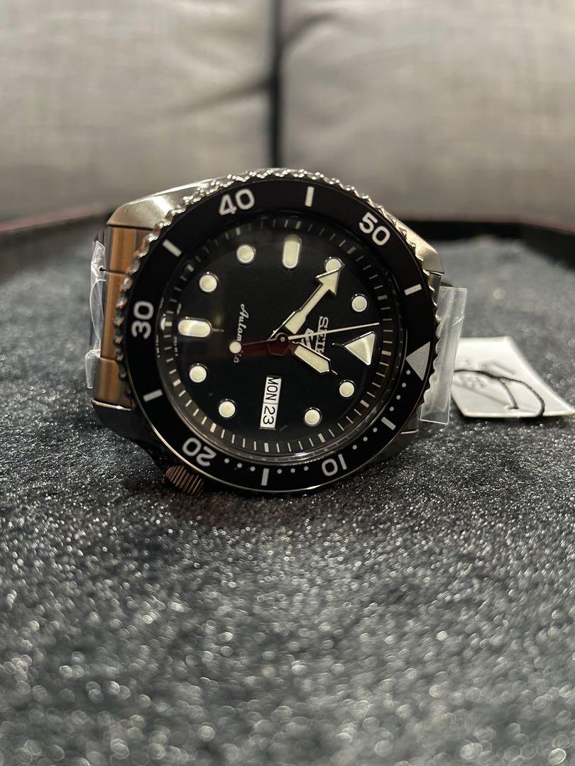 Seiko 5 Ref: SRPD65K1, Men's Fashion, Watches & Accessories, Watches on ...