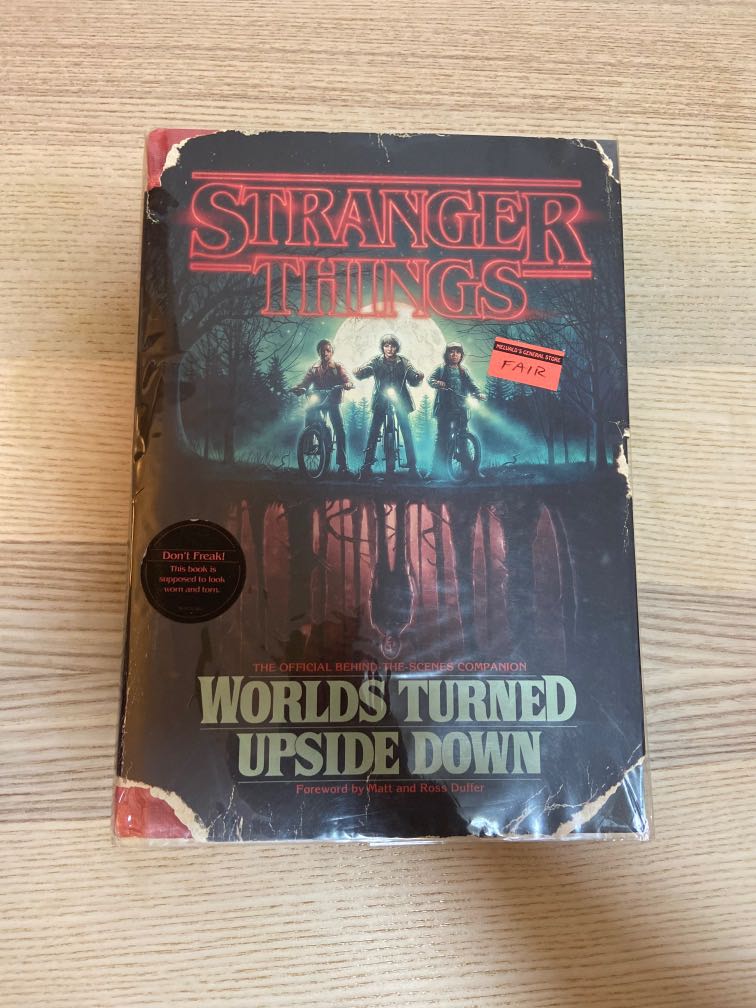 stranger things - the official behind the scenes companion, 興趣及遊戲, 書本 ...