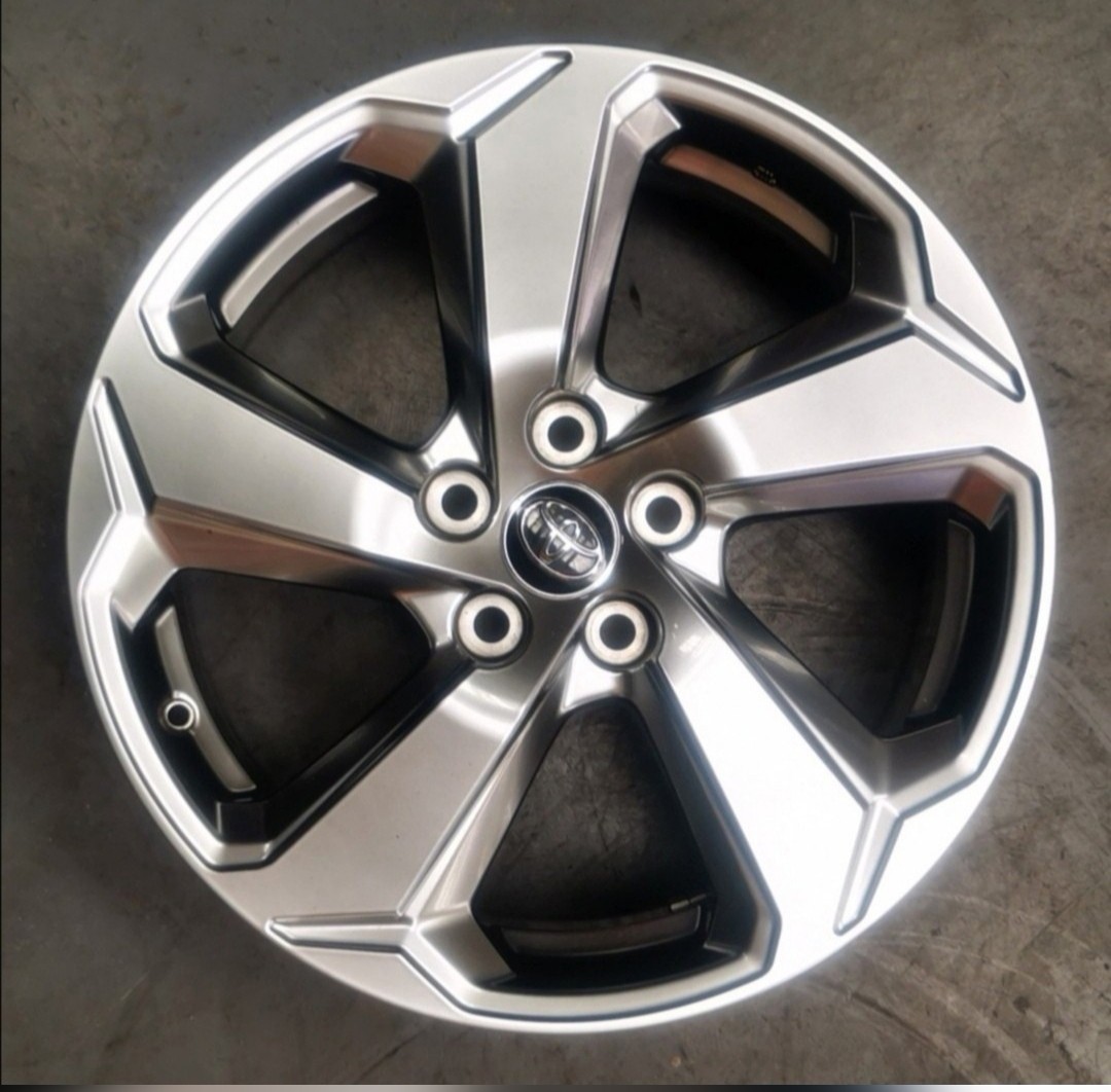 Used 18" Original Toyota Rims, Car Accessories, Tyres & Rims on Carousell