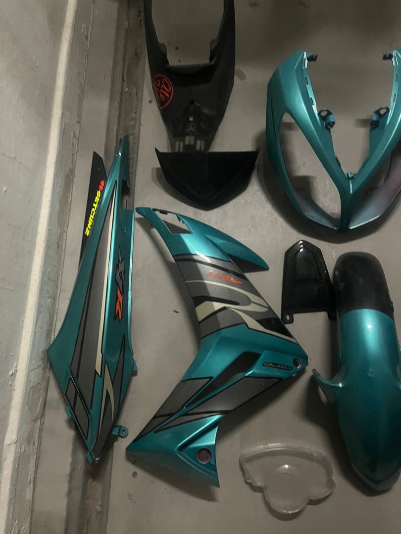 x1r coverset, Motorcycles, Motorcycle Accessories on Carousell