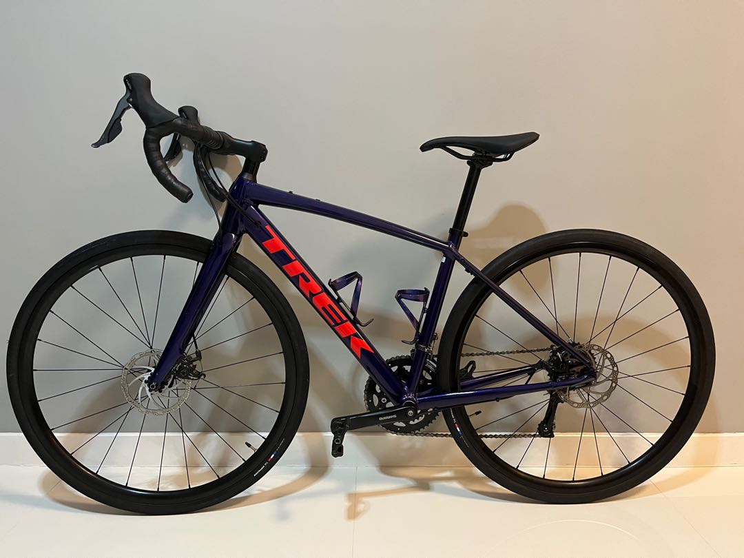 2021 Trek Domane AL2 - 49 size, Sports Equipment, Bicycles & Parts ...