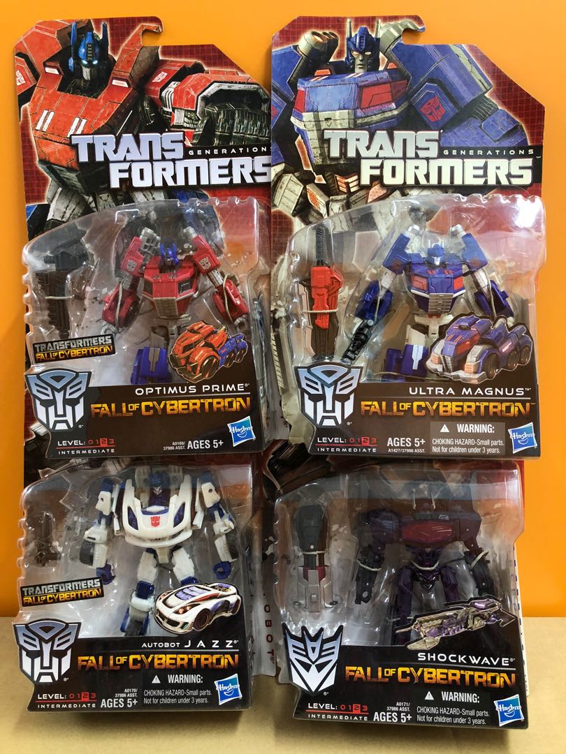 全新 美版 TRANSFORMERS 變形金剛 FOC - DELUXE CLASS 柯柏文 OPTIMUS PRIME、馬格斯 ULTRA ...
