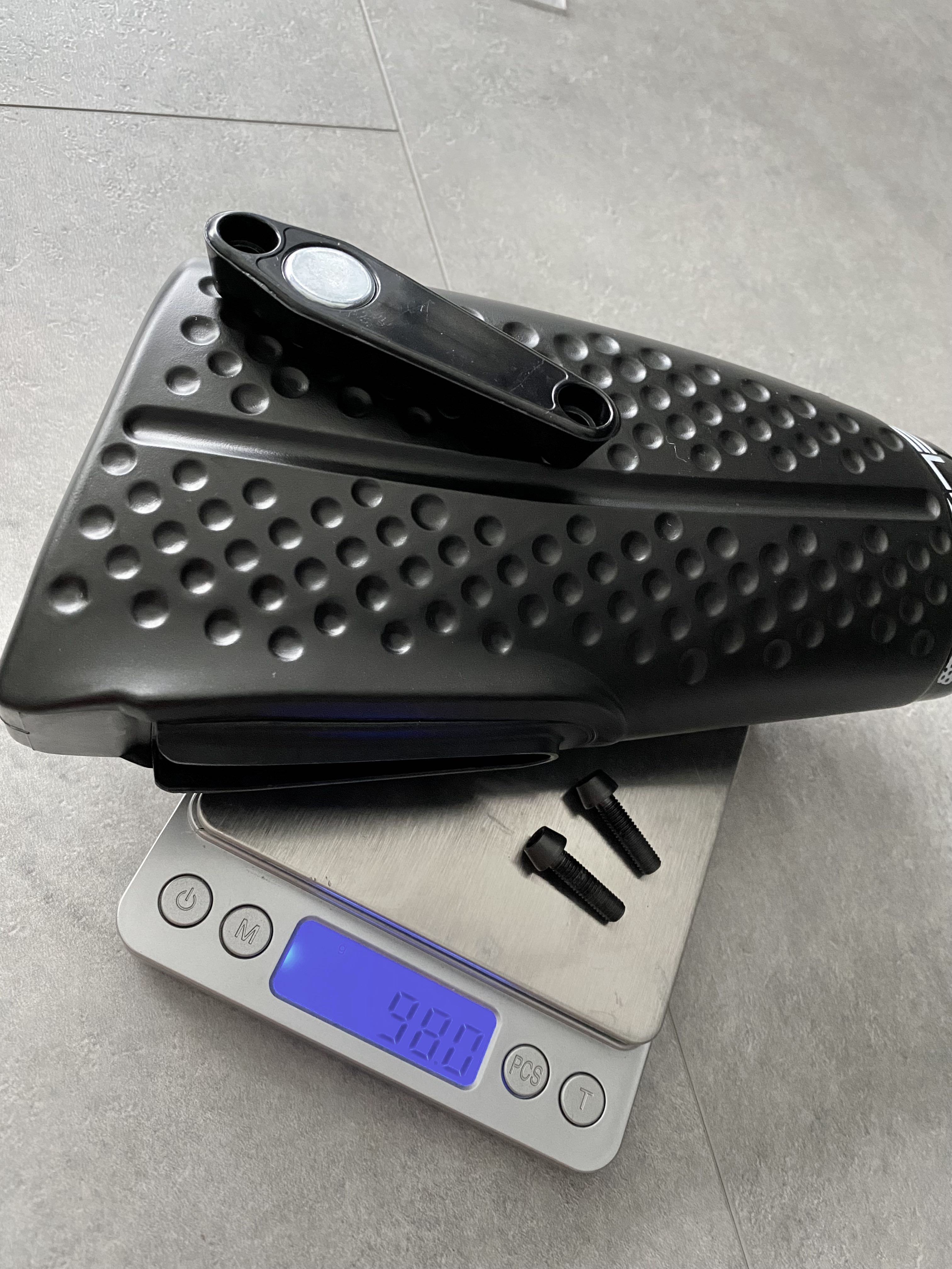 Brand New Elite Crono CX Magnetic Aero Bottle!!, Sports Equipment ...