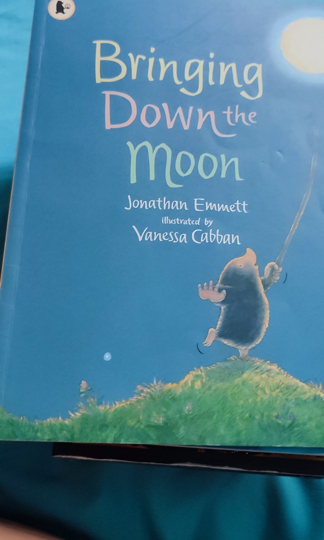 Bringing Down the Moon, Hobbies & Toys, Books & Magazines, Children's ...