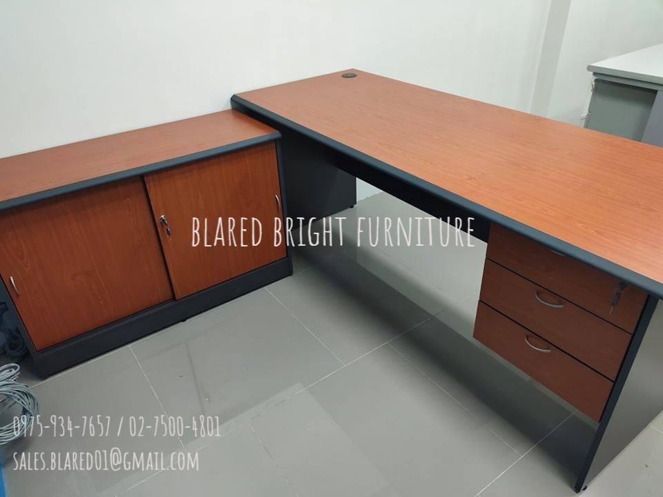 Executive tables with side drawers | AFFORDABLE cubicle partition ...
