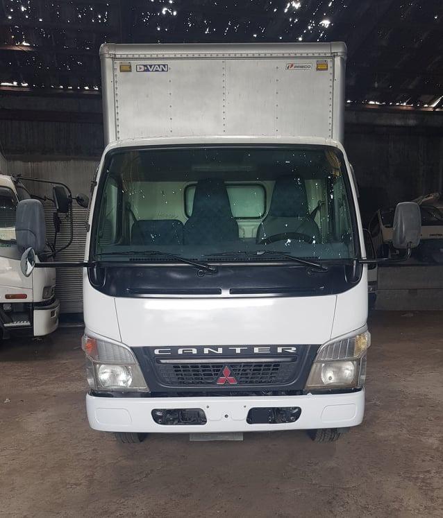 Fuso Canter 14 ft. Aluminum Close Van Japan Surplus, Special Vehicles ...