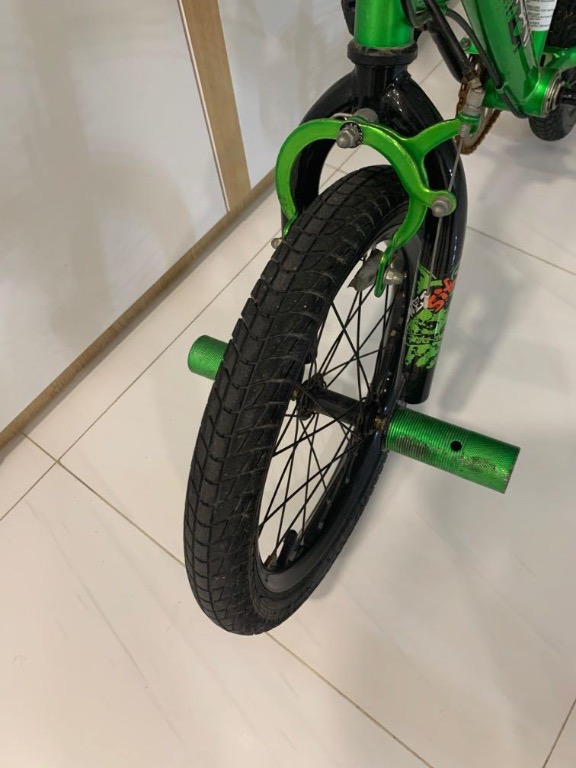 Kent Kids 16" bicycle with training wheels - Exchange for instant ...