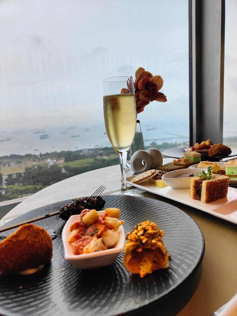 Mbs hotel room high tea cocktail breakfast buy one get one free club 55 ...