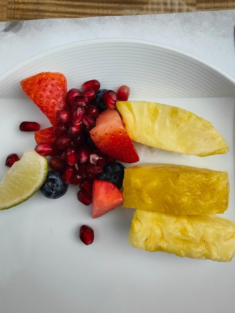 Mbs hotel room high tea cocktail breakfast buy one get one free club 55 ...