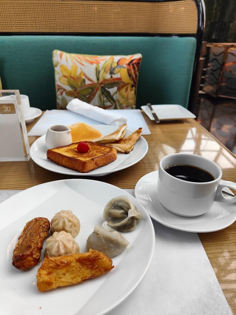 Mbs hotel room high tea cocktail breakfast buy one get one free club 55 ...