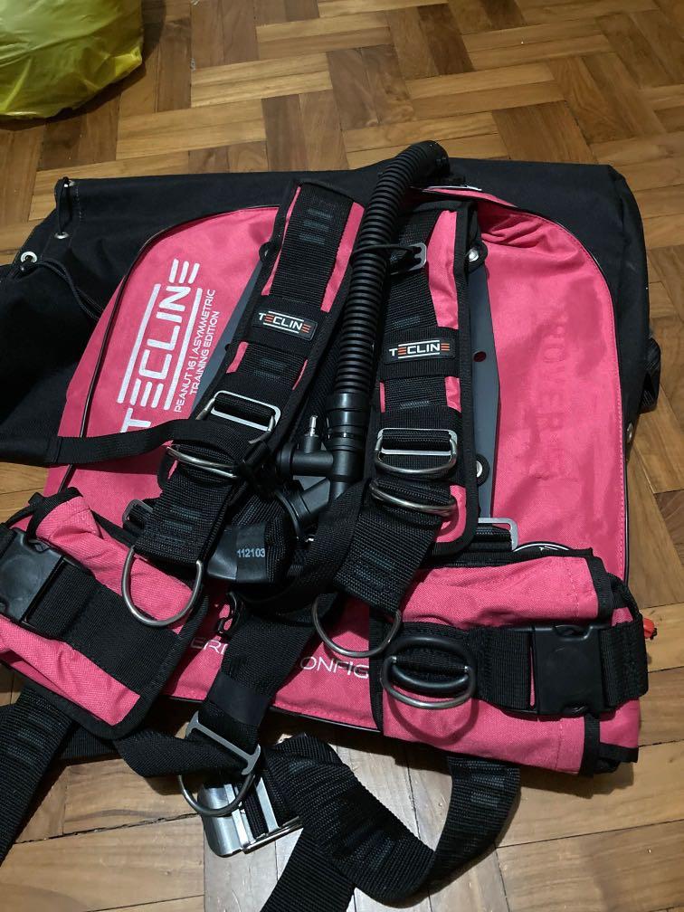 Pink Tecline Peanut 16 BCD, Sports Equipment, Other Sports Equipment ...