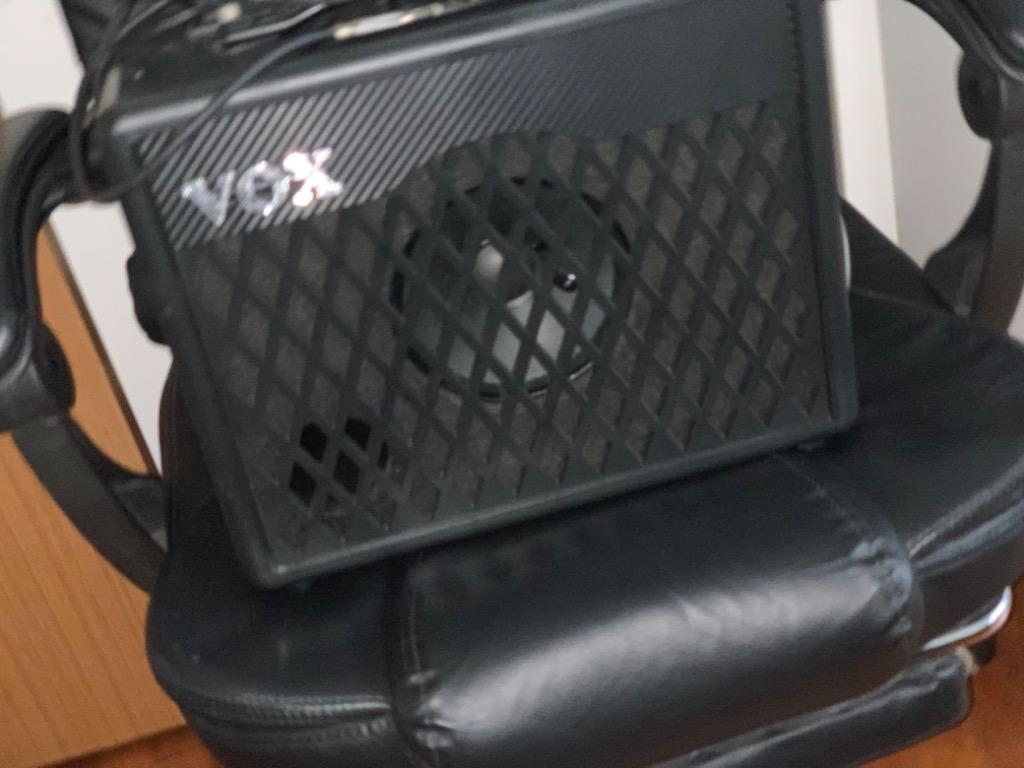 S$450 like new Electric guitar set with Amplifier for sale. Self pick ...