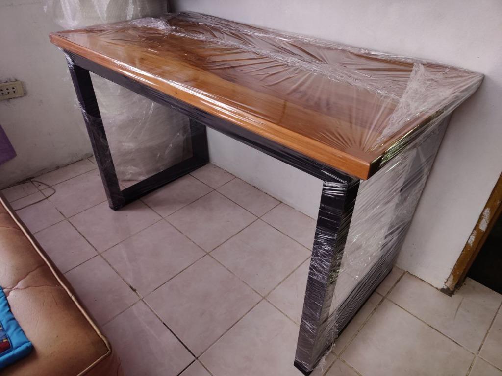 Solid Wood Gaming table/ Desk/ Study Table Mahogany Minimalist ...