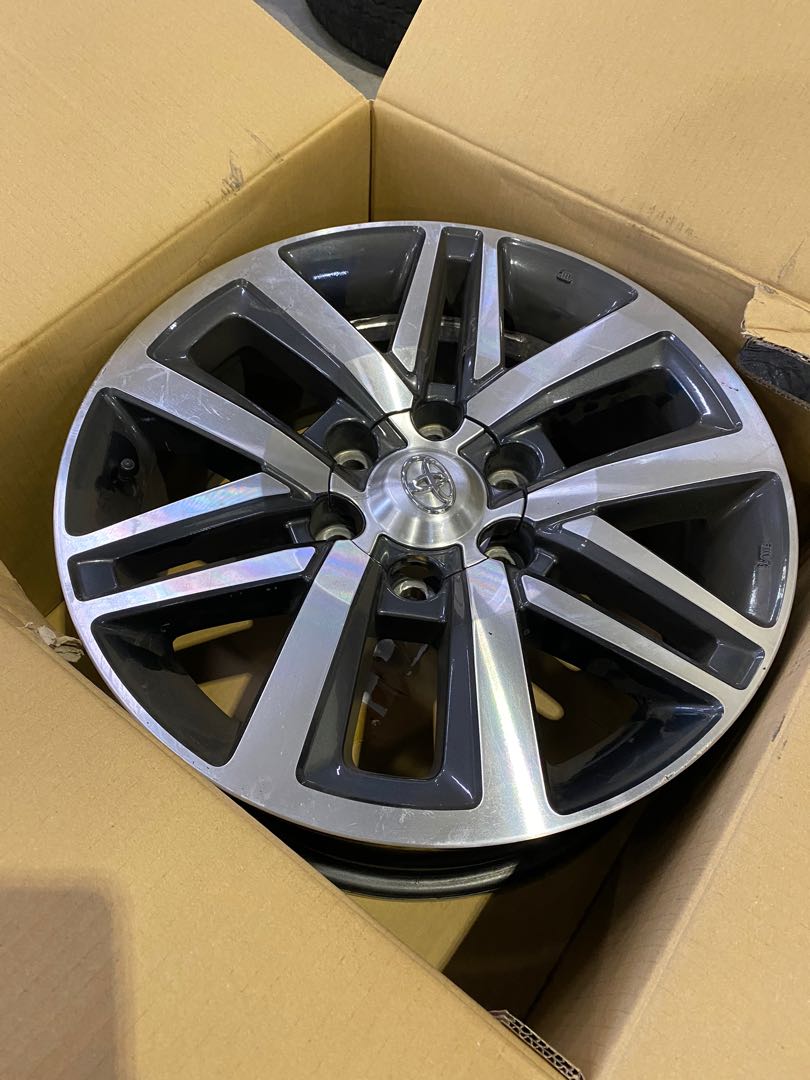 Toyota Fortuner V, Hilux conquest oem mags rims, Car Parts ...