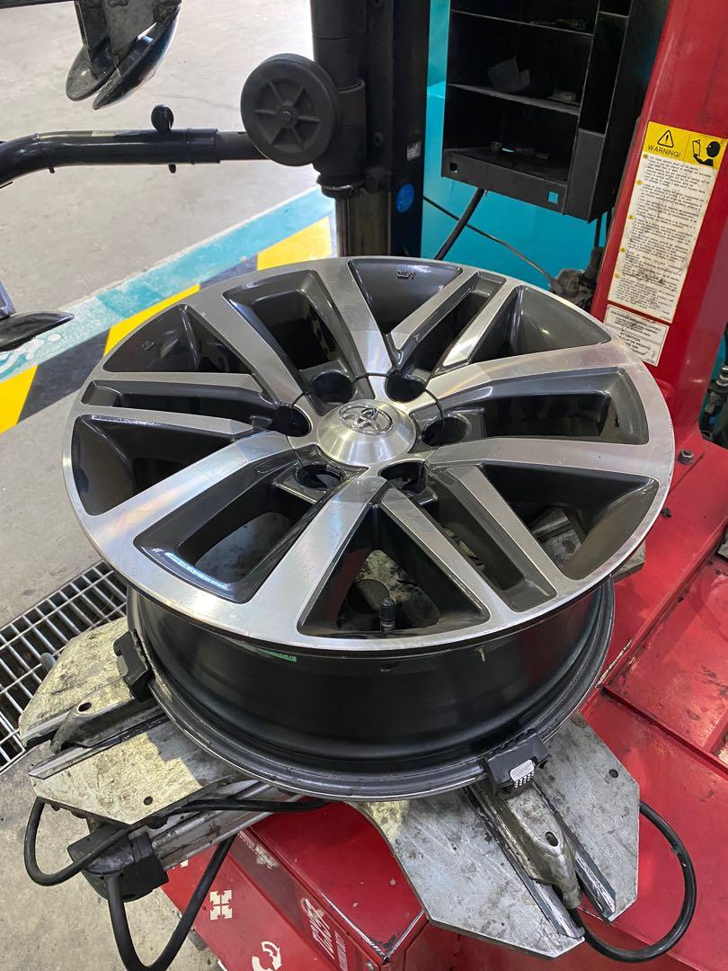 Toyota Fortuner V, Hilux conquest oem mags rims, Car Parts ...