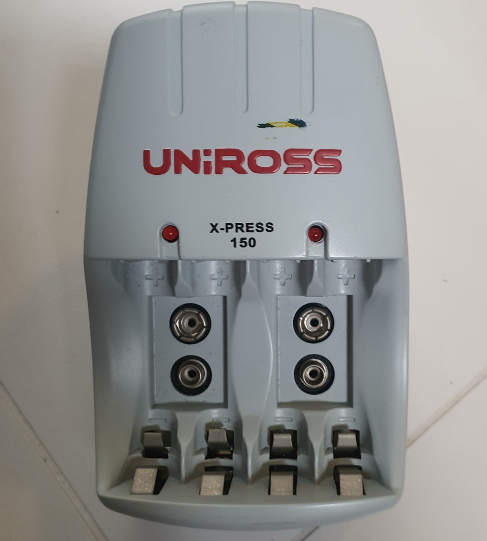 UniRoss rechargeable battery charger, Everything Else on Carousell