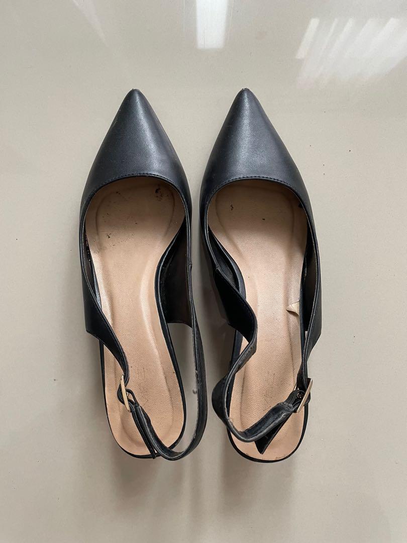 VNC Block Heels, Fesyen Wanita, Sepatu di Carousell