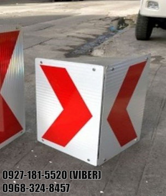 chevron signage, Commercial & Industrial, Industrial Equipment on Carousell