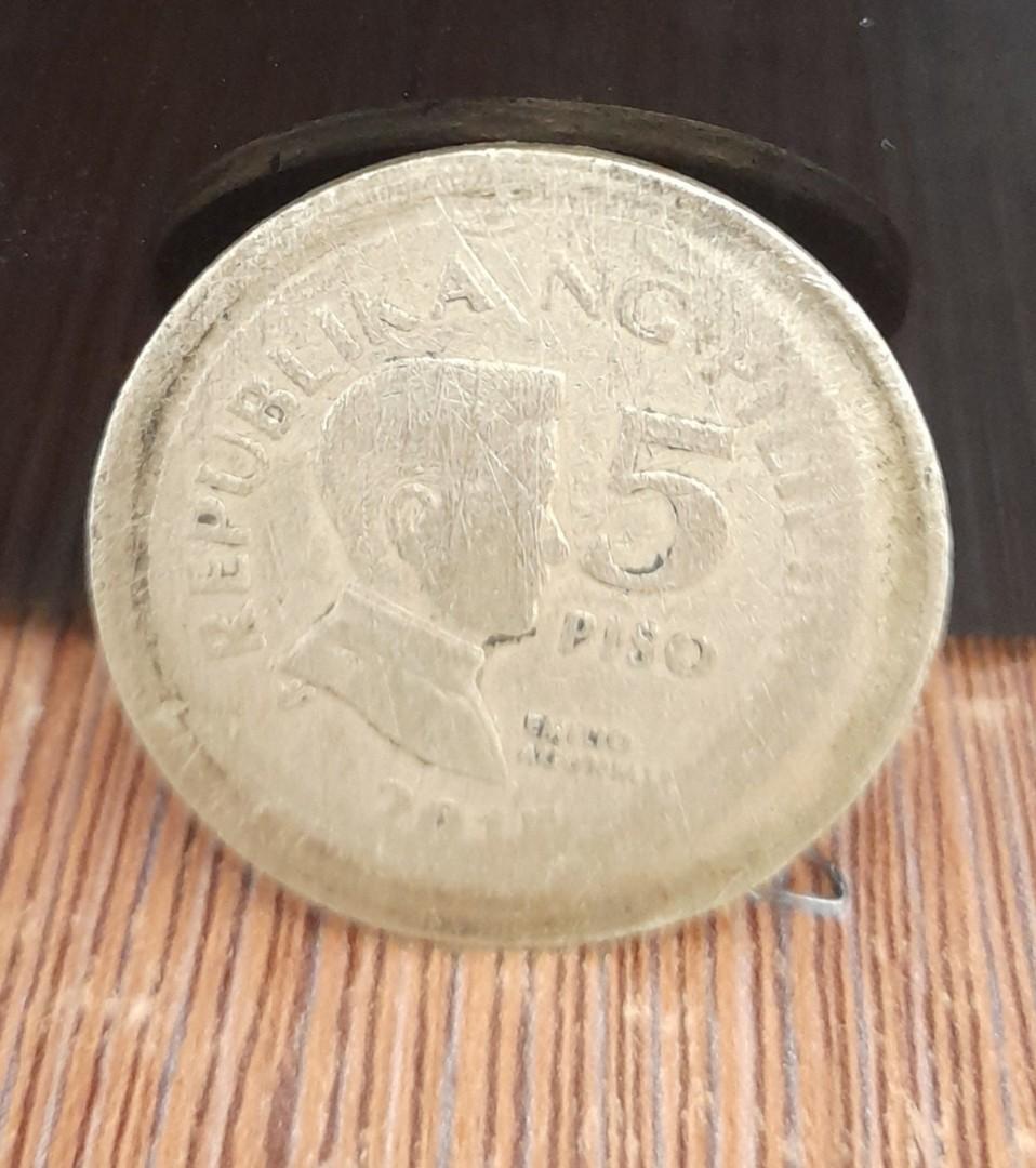 Error by machine 5 piso coin 2015, Hobbies & Toys, Memorabilia ...
