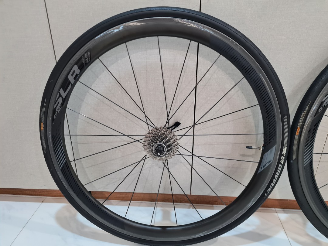 Giant SLR1 42mm carbon wheelset, Sports Equipment, Bicycles & Parts ...