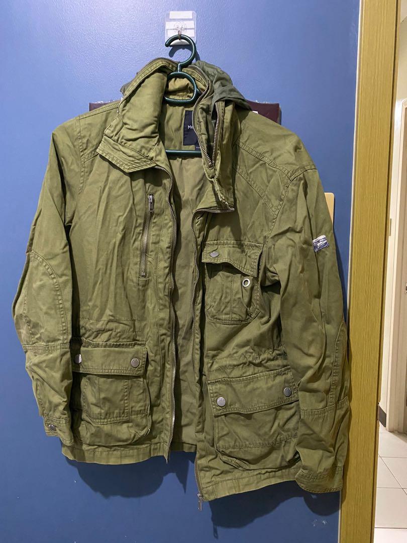 Jacet with hood, Women's Fashion, Coats, Jackets and Outerwear on Carousell