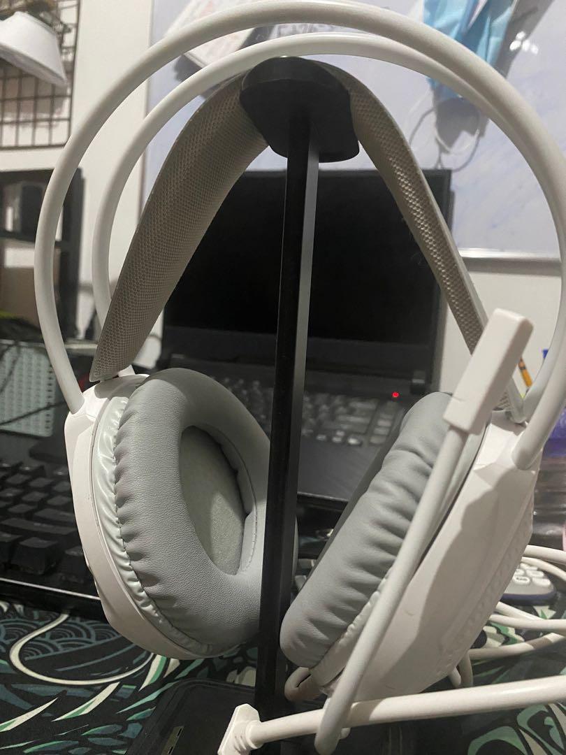 Leaven G70 with stand, Audio, Headphones & Headsets on Carousell