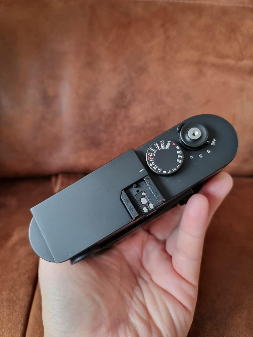 Leica M9 Monochrom M9M - Under Warranty, Photography, Cameras on Carousell