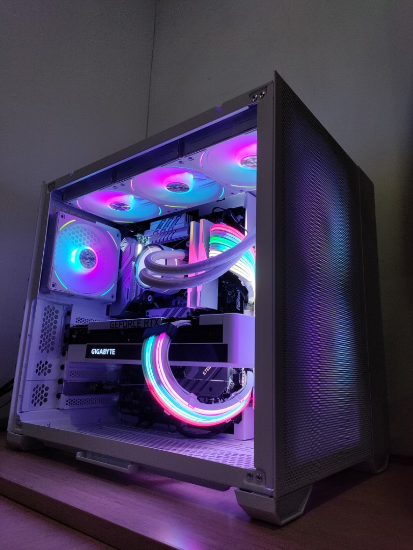 LIANLI O11D AIR MINI Custom Gaming PC - RYZEN 5 5600X + RTX 3070 TI ...