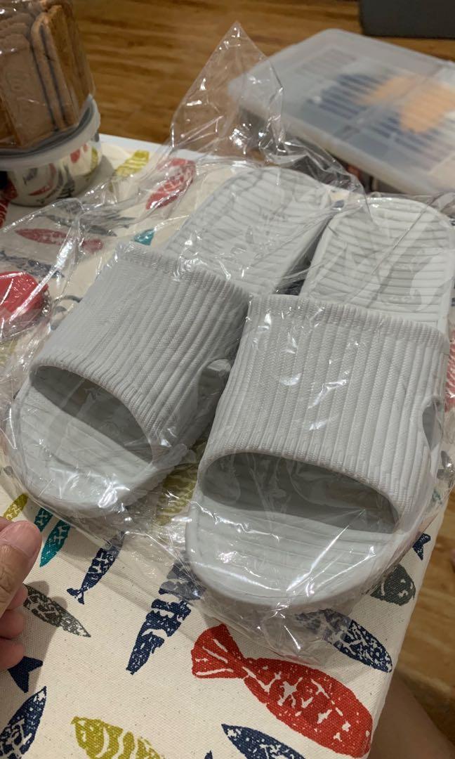 Miniso Slide Slippers, Men's Fashion, Footwear, Slippers & Slides on ...