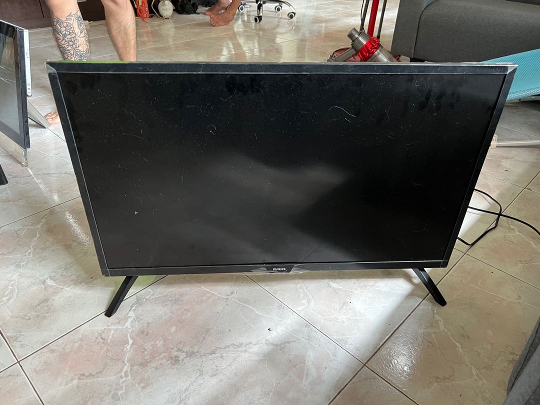Philips screen, TV & Home Appliances, TV & Entertainment, TV on Carousell