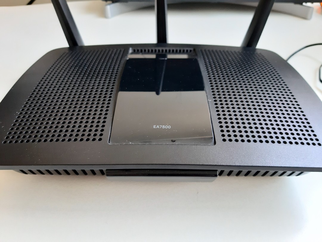 Router - Linksys EA7500 V2, Computers & Tech, Parts & Accessories ...