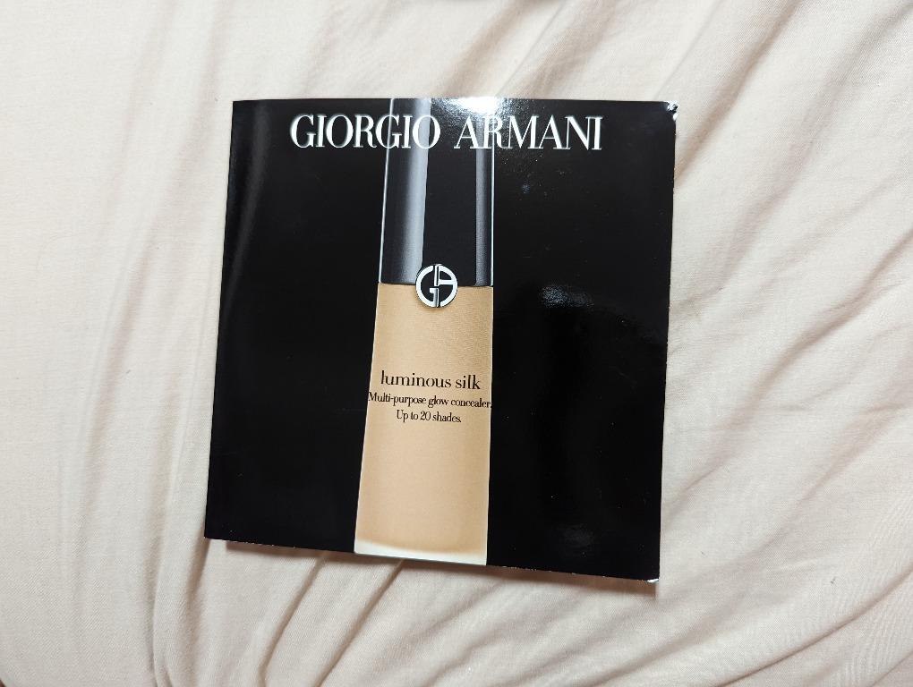 {Sample} Giorgio Armani Luminous Silk Multi-Purpose Glow Concealer ...