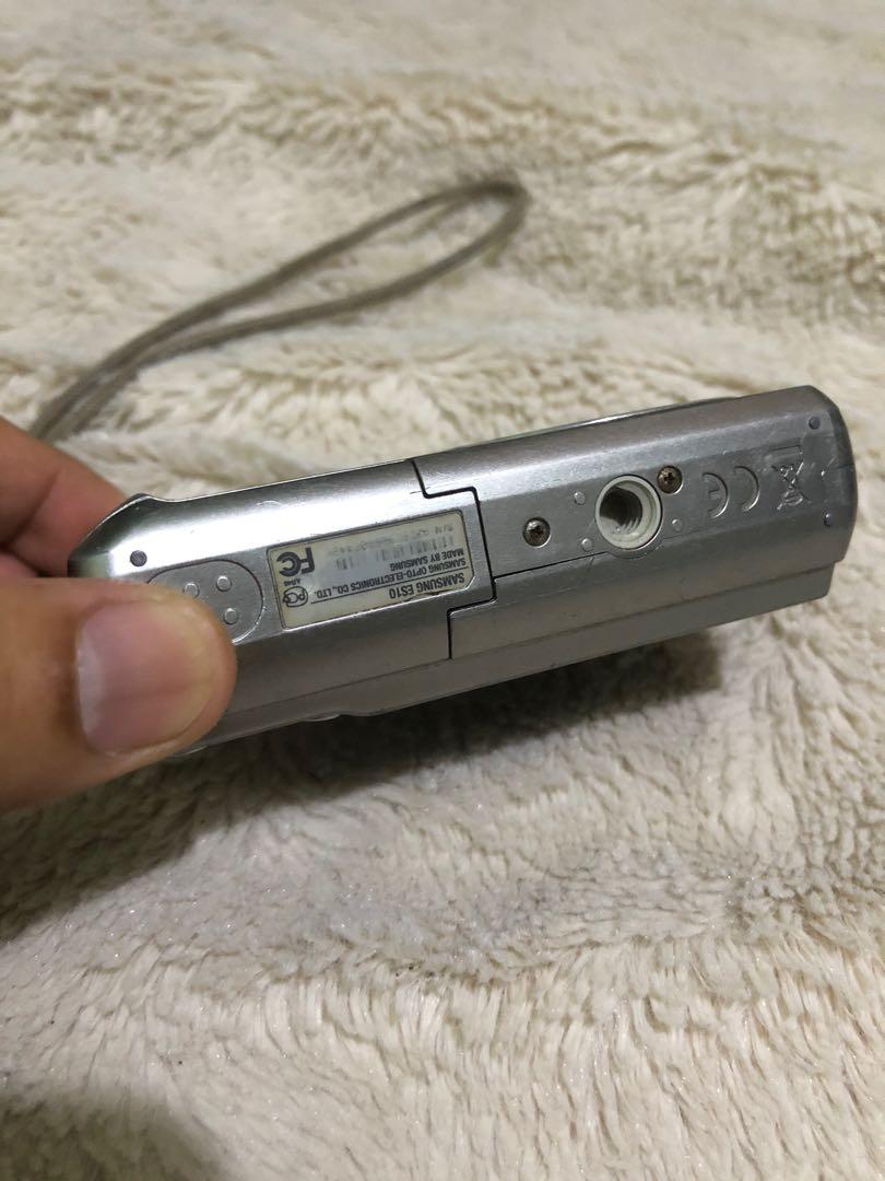 Samsung digital camera defective, Photography, Cameras on Carousell