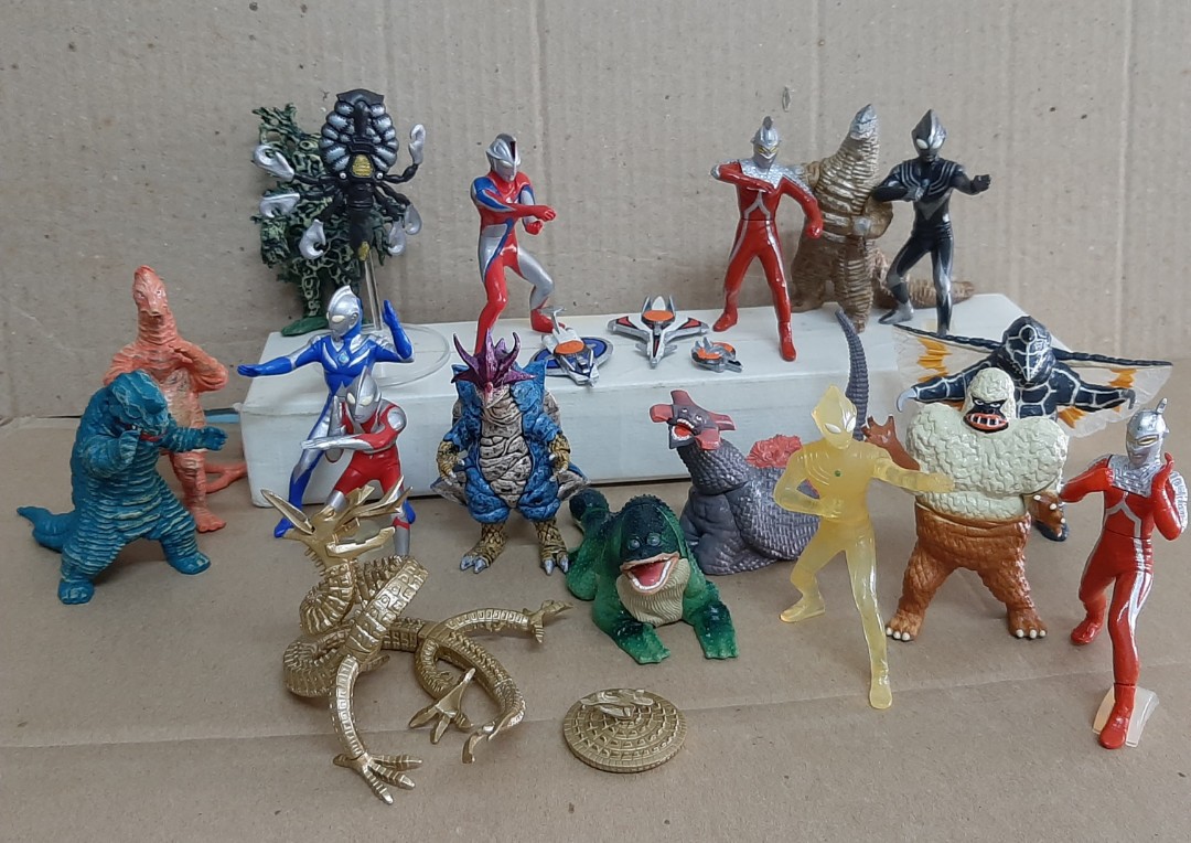 Ultraman HG Series Ultra Seven Dragon Nasu Red King Dorako Draco Gigas ...