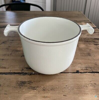 VINTAGE LE CREUSET ENZO MARI WHITE CAST IRON POT/SAUCE PAN, Furniture ...