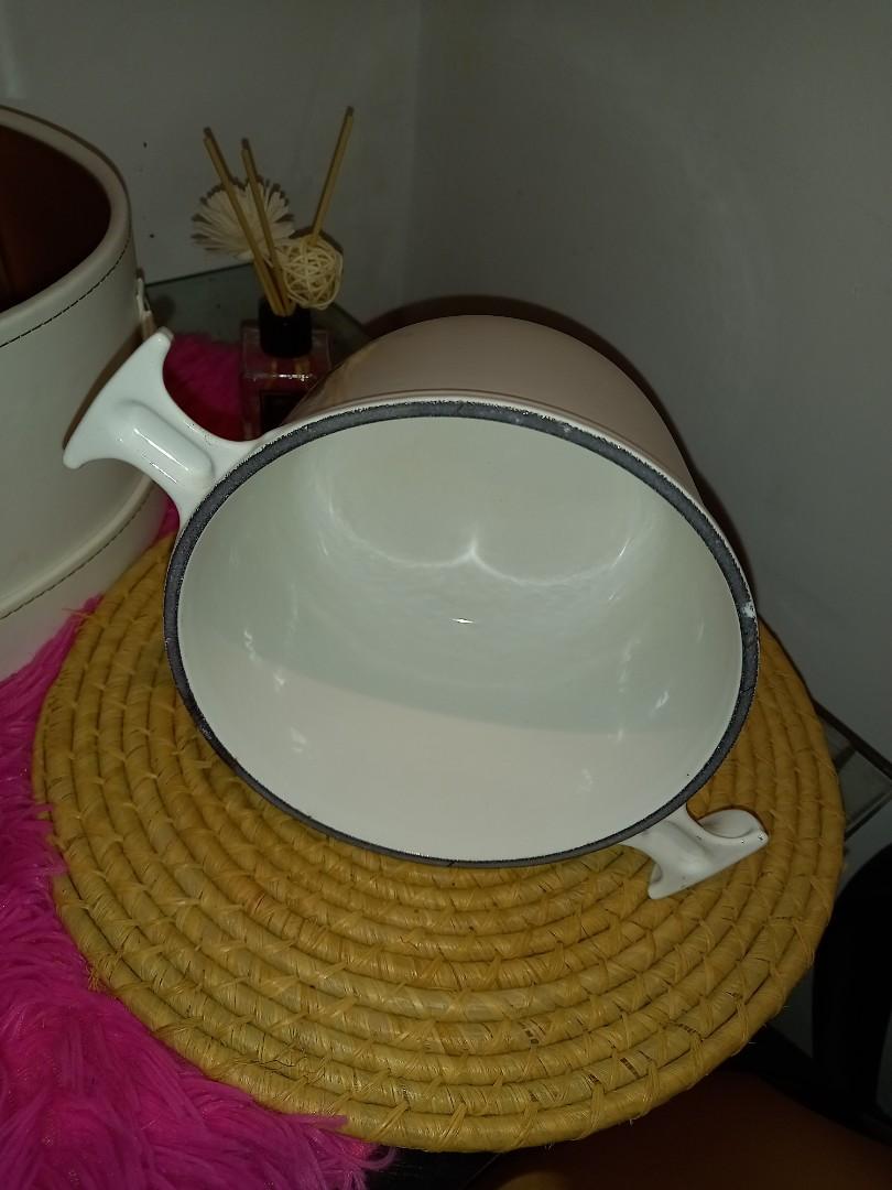 VINTAGE LE CREUSET ENZO MARI WHITE CAST IRON POT/SAUCE PAN, Furniture ...