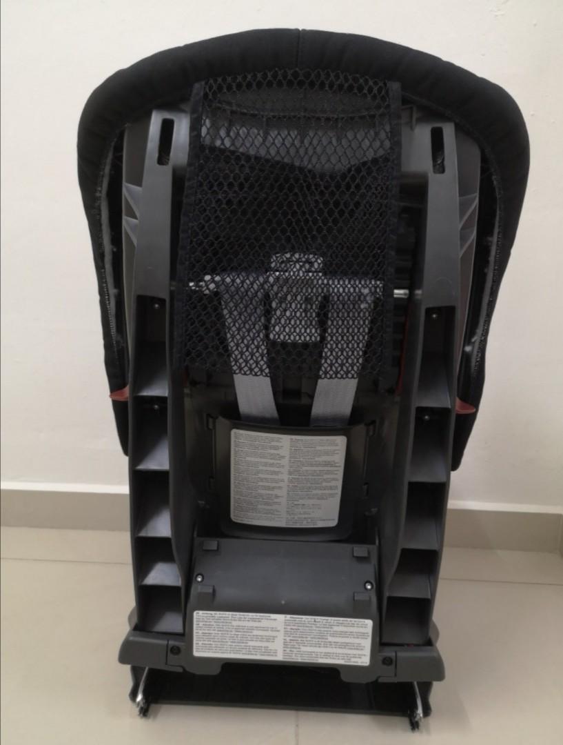 VW Isofix carseat, Babies & Kids, Going Out, Car Seats on Carousell