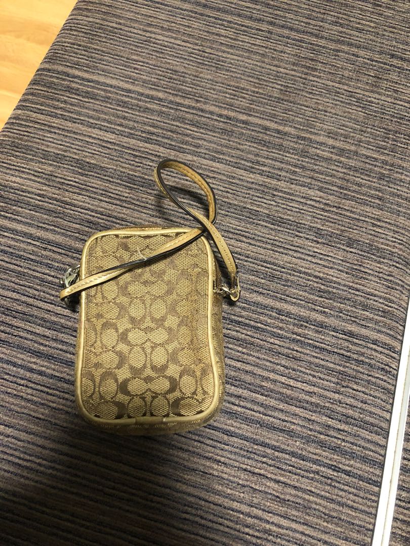 Coach small pouch, Women's Fashion, Bags & Wallets, Clutches on Carousell