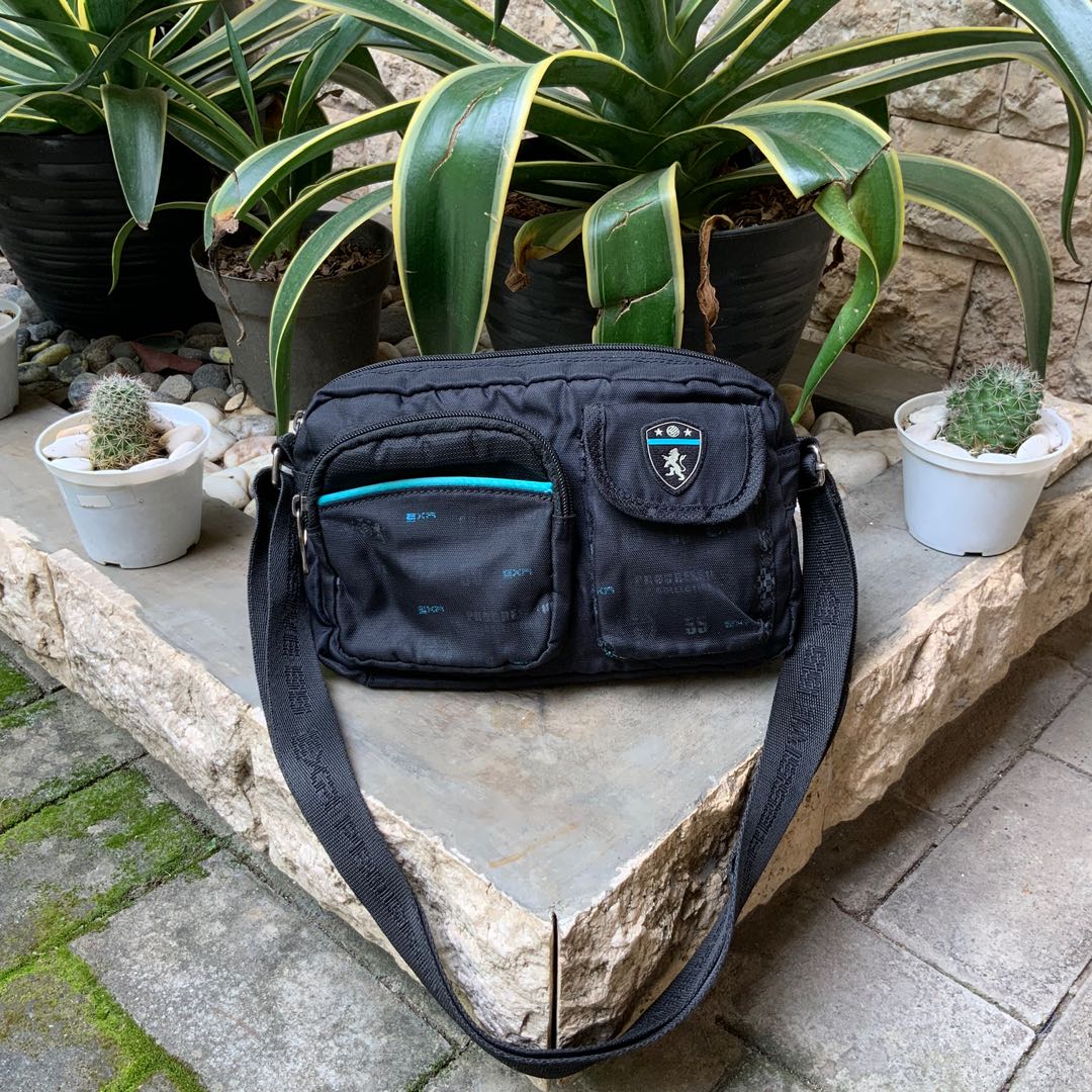EXR PROGRESSIVE 55 SLING BAG, Fesyen Pria, Tas & Dompet , Tas Selempang ...