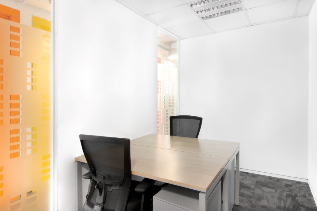 Fully serviced private office space for you and your team in Regus ...