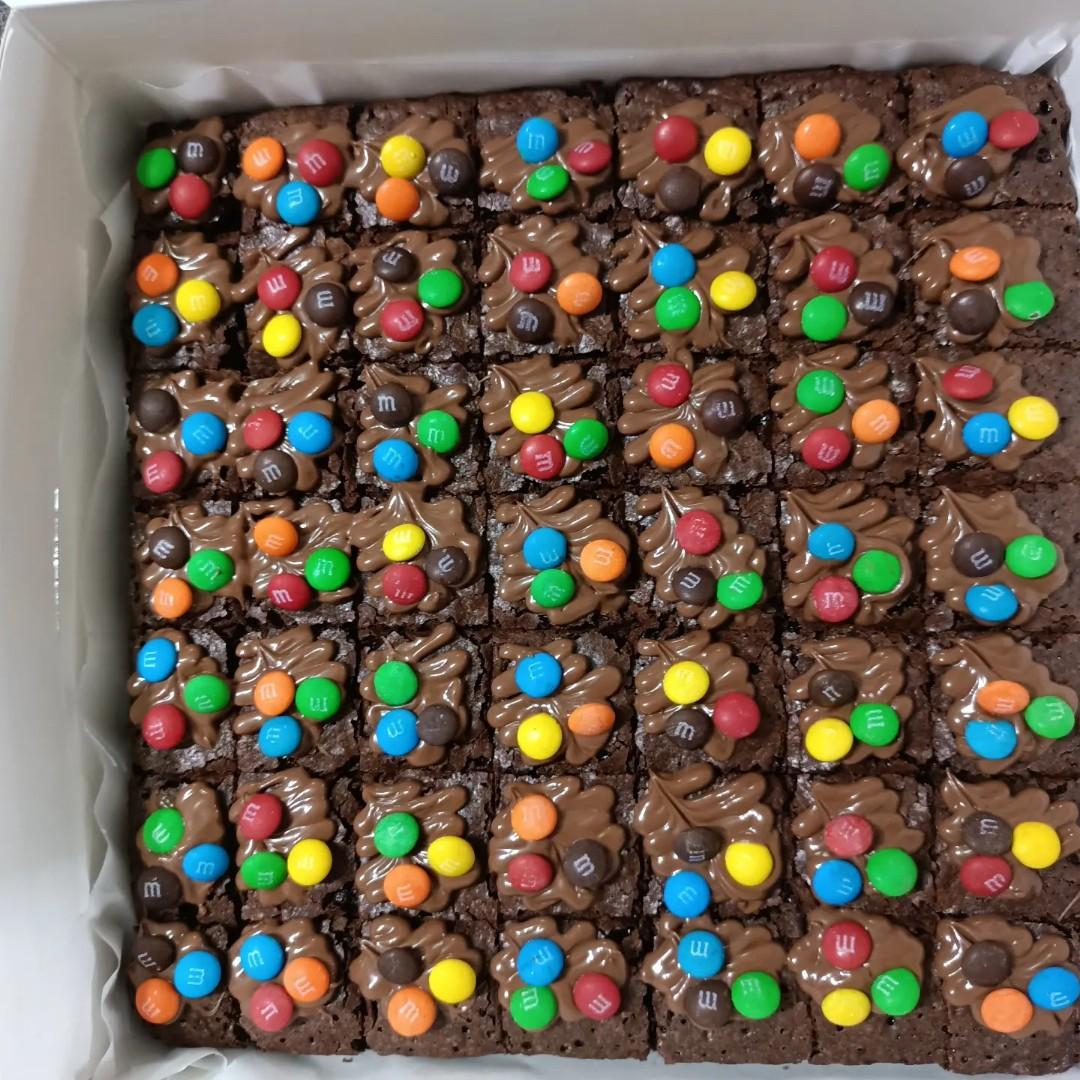 Halal Customised Brownies, Food & Drinks, Homemade Bakes on Carousell