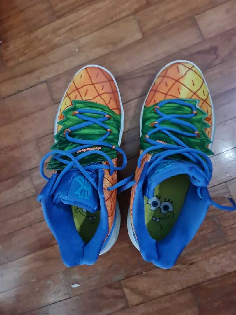 Nike spongebob, Sports Equipment, Sports & Games, Racket & Ball Sports ...