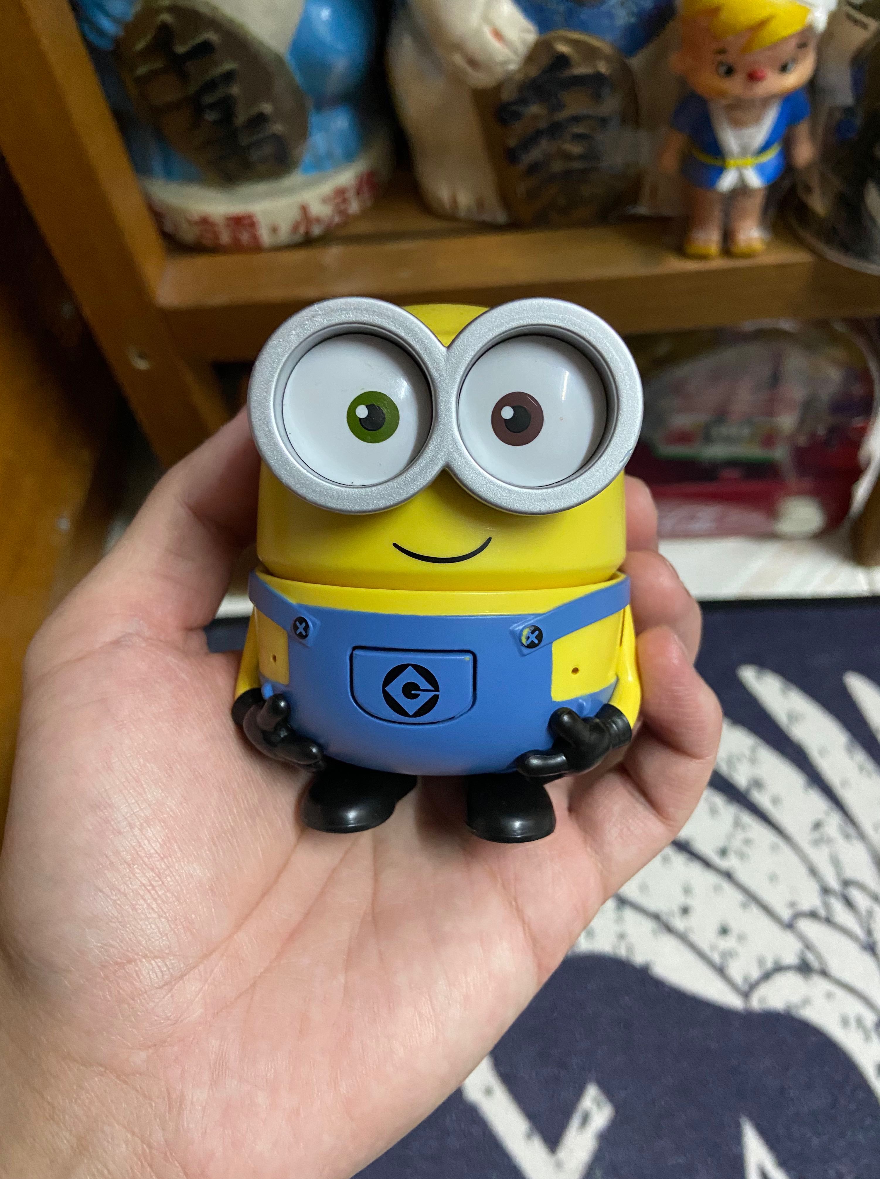 Takara Tomy talking Minion Bob 迷你兵團 壞蛋掌門人 發聲公仔, 興趣及遊戲, 玩具 & 遊戲類 - Carousell