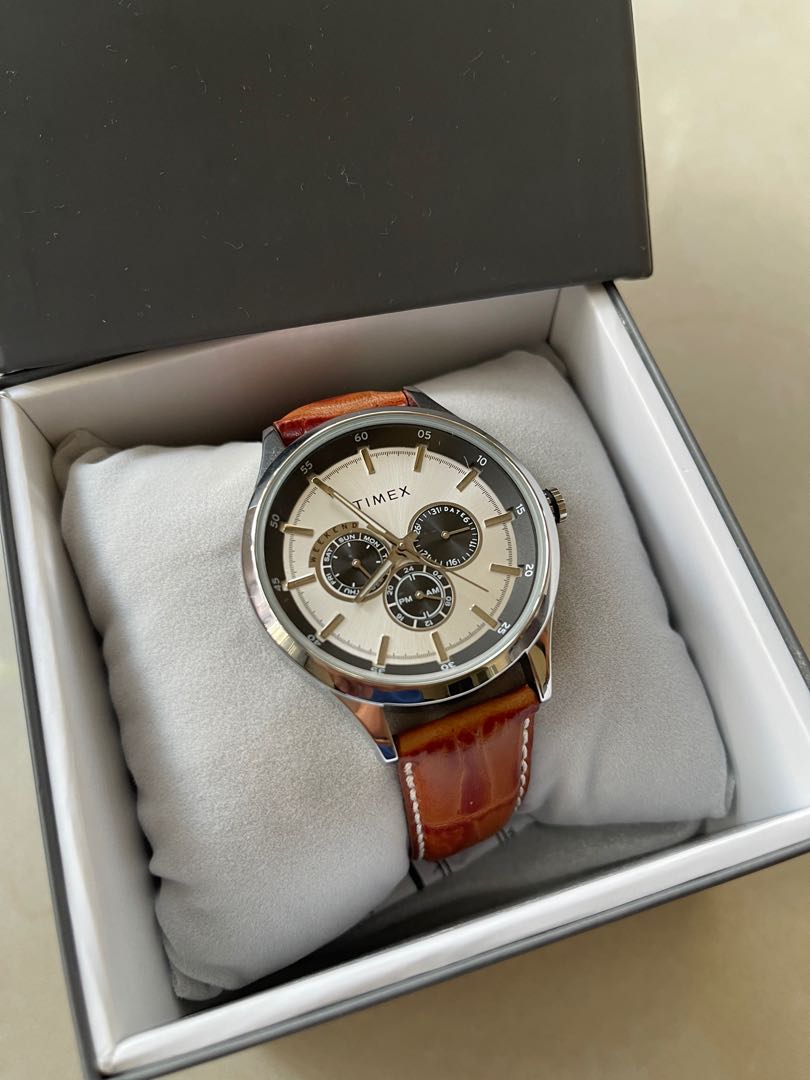 Timex Men's Watch, Men's Fashion, Watches & Accessories, Watches on Carousell