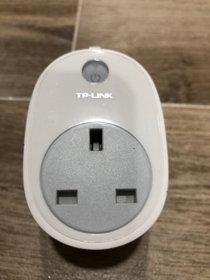 TP link Smart Plug HS 100, TV & Home Appliances, Electrical, Adaptors ...