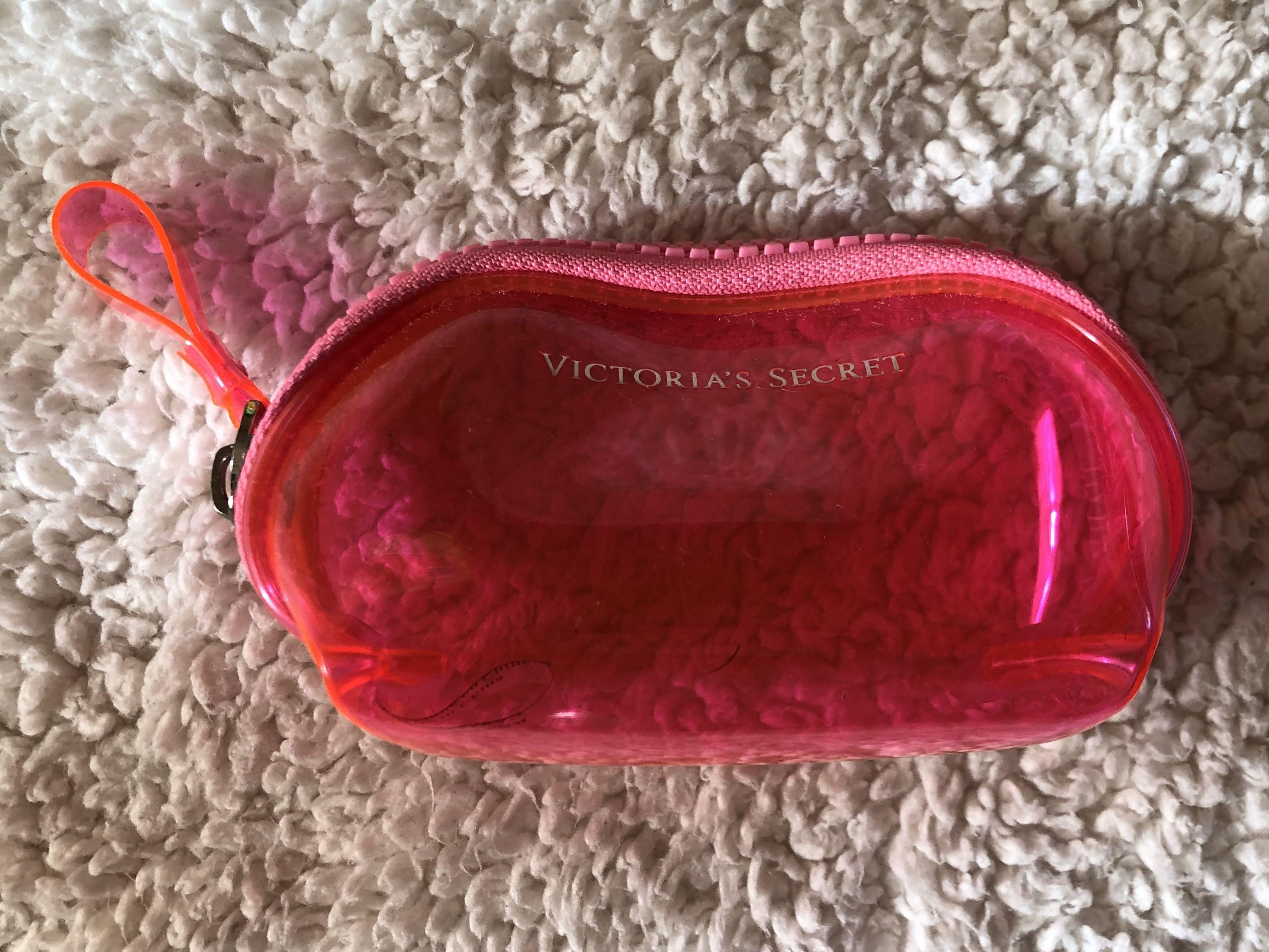 Victoria’s Secret coin purse, Women's Fashion, Bags & Wallets, Wallets ...